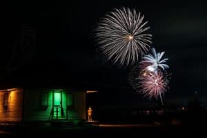 Ashbridges Bay Victoria Day 2026 fireworks display slated for tonight ...