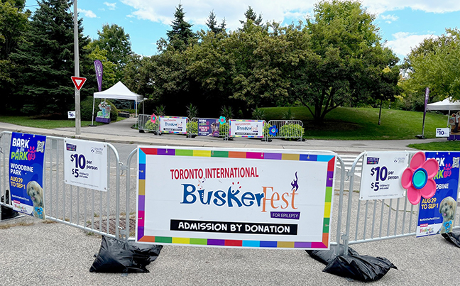 Woodbine Park hosts final day of BuskerFest and Bark in the Park on ...