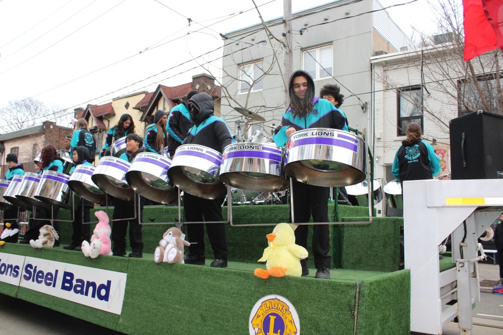 In Photos: Big crowds turn out for 60th annual Beaches Easter Parade ...